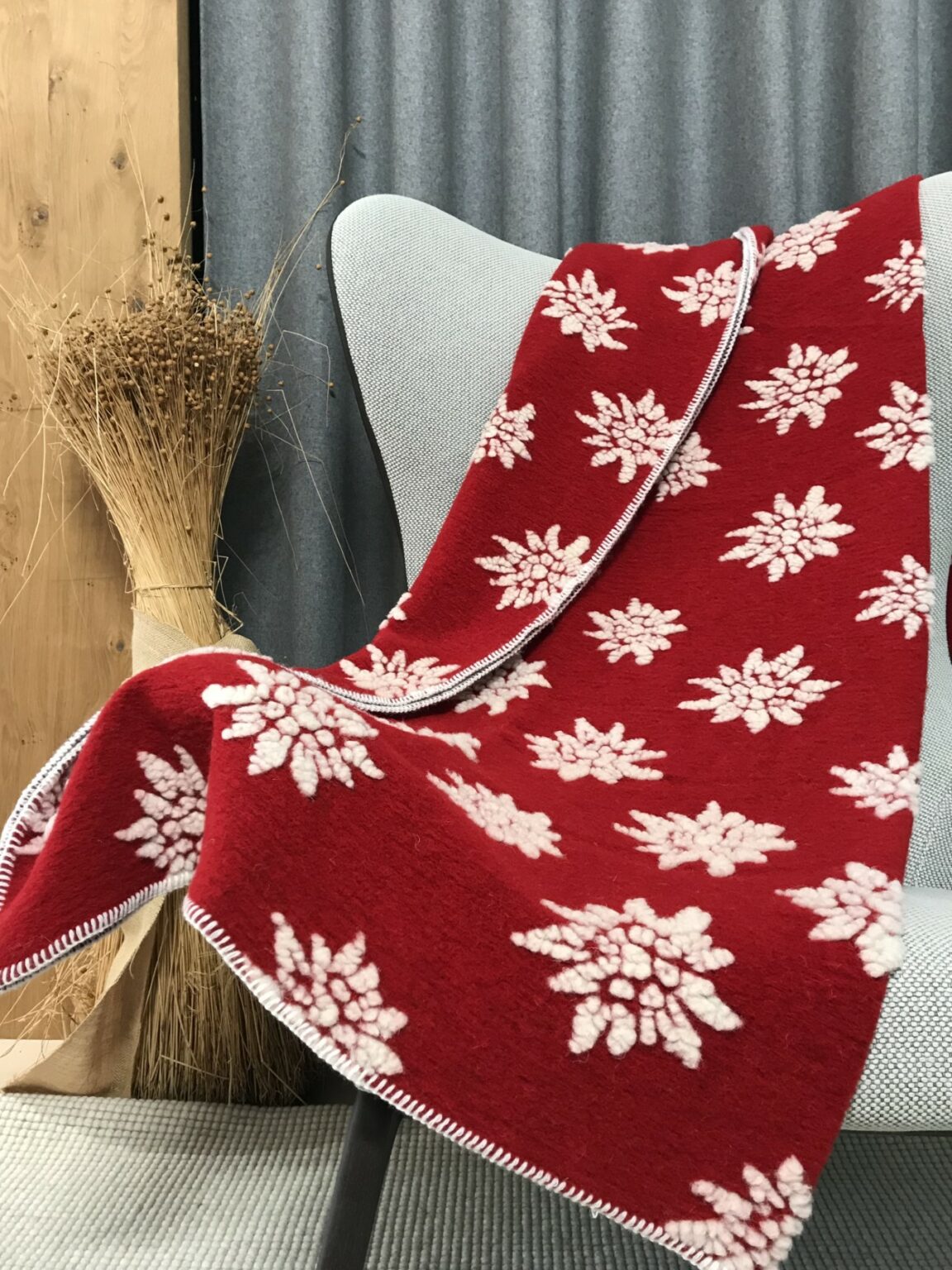 Wolldecke Edelweiß, Farbe rot, Chalet und Landhausstil, Einzel- und ...